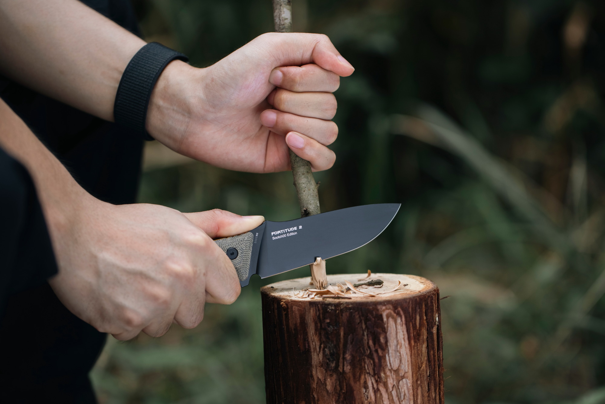 Olight Fortitude 2 Fixed Blade EDC Tool - Olight Canada